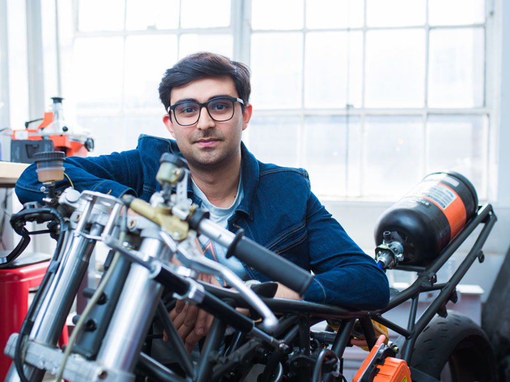 Designing cleaner vehicles | MIT Department of Mechanical Engineering